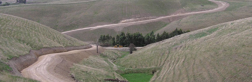 earthmoving_02_slide - Hill Earthworks